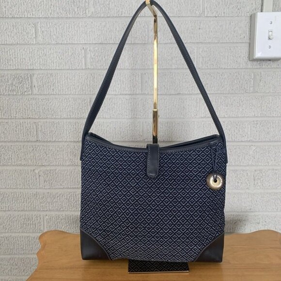 The Sak | Bags | The Sak Navy Gray Knit Crochet Diamond Pattern Faux ...